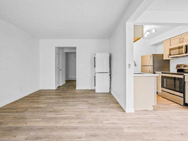 Alpine by Trion Living 2 Bedroom Apartment for Rent at 3750 Sw 108th Ave, Raleigh Hills, OR 97005 Raleigh Hills