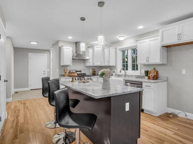Alpine Rd Unit Applewood, Fitchburg, Home For Sale