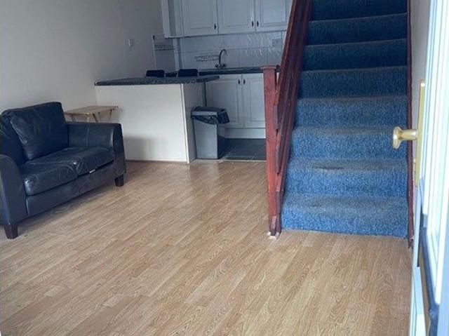 Alpine Terrace, Luton LU1, 1 bed end terrace house to rent, £995 pcm | PrimeLocation