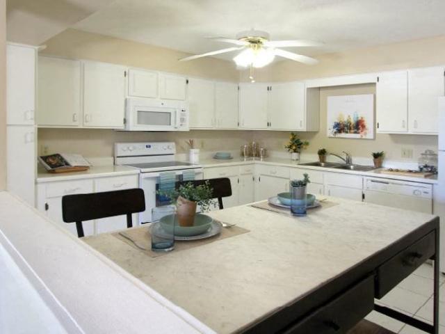 Alpine Village Apartments 1 Bedroom Apartment for Rent at 7100 S 86th St, La Vista, NE 68128