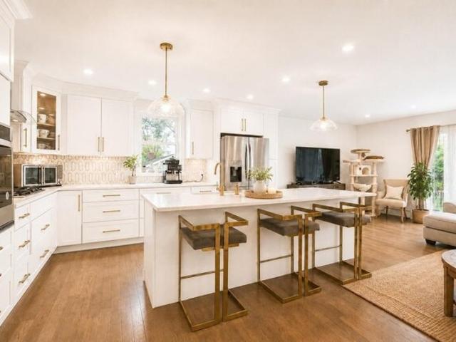 Alps Rd, Wayne, Home For Sale