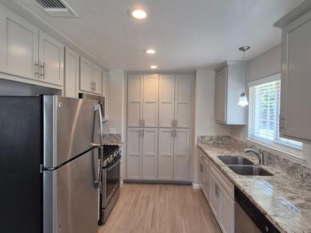 Alrene Court 5100 2 Bedroom Apartment for Rent at 5100 Alrene Ct, Carmichael, CA 95608