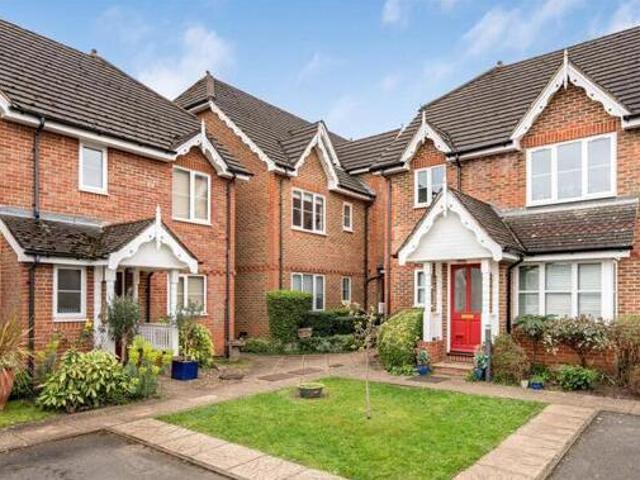 Alston Gardens, Maidenhead, 2 Bedroom Apartment