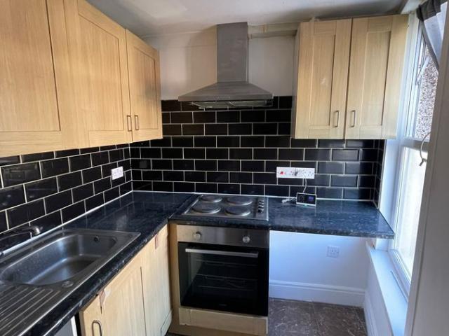 Alston Road, Tooting SW17, 1 bed flat to rent, £1,600 pcm | PrimeLocation