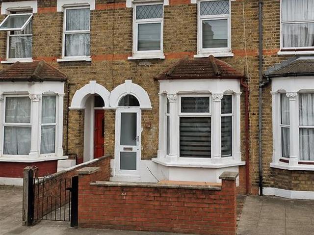 Alston Road, London N18, 3 bed detached house to rent, £2,500 pcm | PrimeLocation