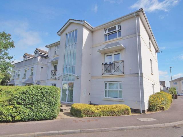 Alstone Mews, Cheltenham GL51, 2 bed flat to rent, £1,100 pcm | PrimeLocation