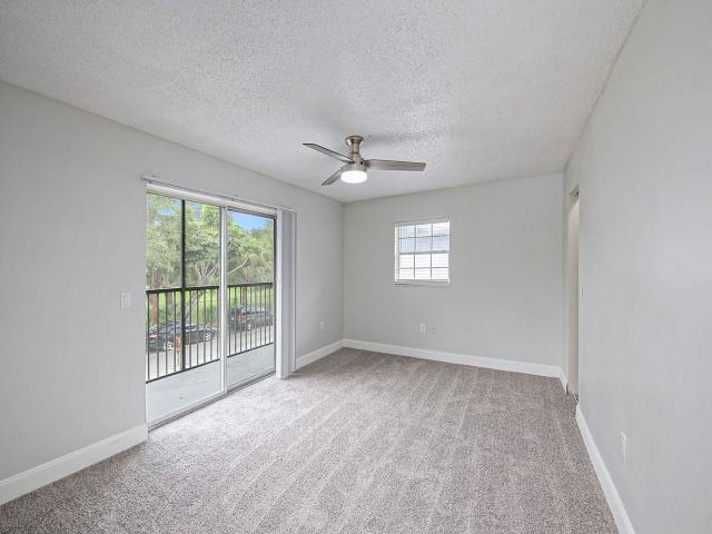 Altura Largo 1 Bedroom Apartment for Rent at 2200 Gladys St, Largo, FL 33774