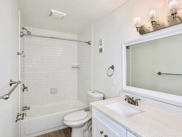 Altura Largo 1 Bedroom Apartment for Rent at 2200 Gladys St, Largo, FL 33774