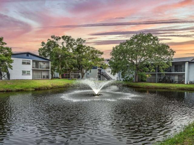 Altura Largo 2 Bedroom Apartment for Rent at 2200 Gladys St, Largo, FL 33774