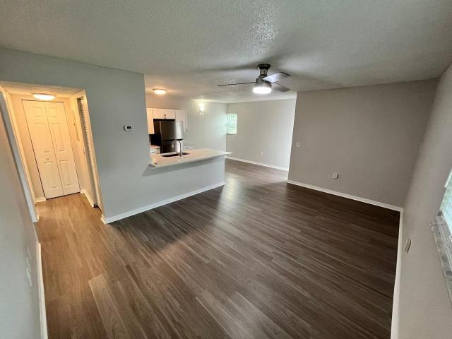 Altura Largo 2 Bedroom Apartment for Rent at 2200 Gladys Street, Largo, FL 33774