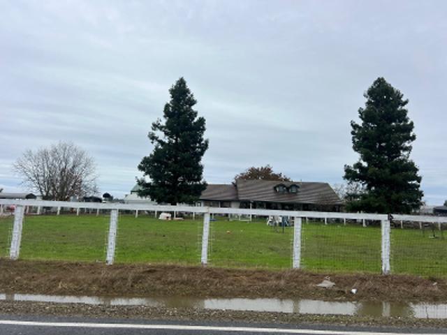 Alta Mesa Rd