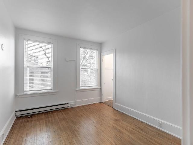 Altadena Apartment Community Studio Apartment for Rent at 608 S Stevens St, Spokane, WA 99204 Cliff Cannon