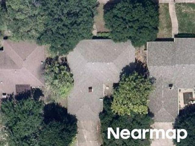 Altadena Ln