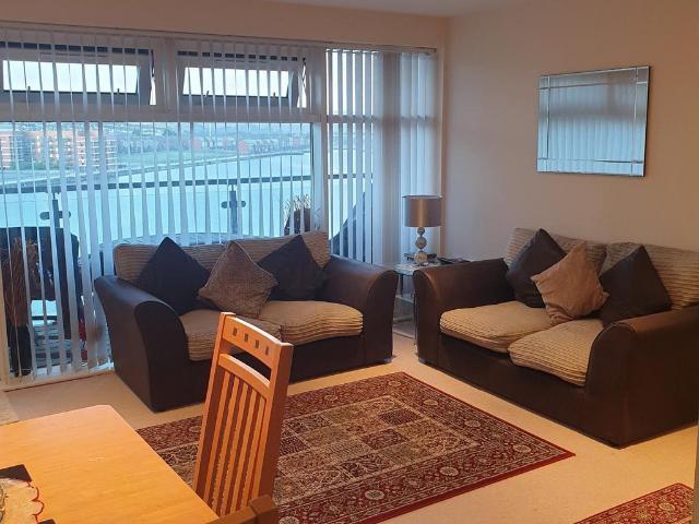 Altamar, Kings Road, Swansea, SA1 8PY 2 bed apartment to rent £1,295 pcm £299 pw
