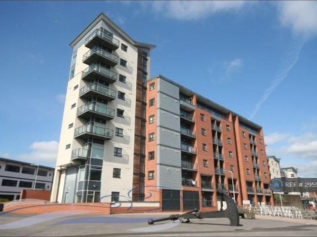 Altamar, Swansea, SA1 2 bed flat to rent £1,075 pcm £248 pw