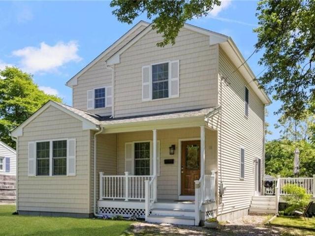 Altin Ave, South Kingstown, Home For Sale