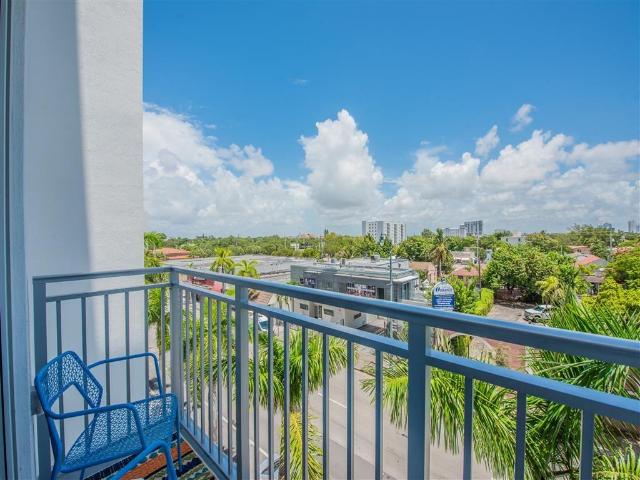 Altis Little Havana Apartments 2 Bedroom Apartment for Rent at 2100 Sw 8th St, Miami, FL 33135 Coral Way