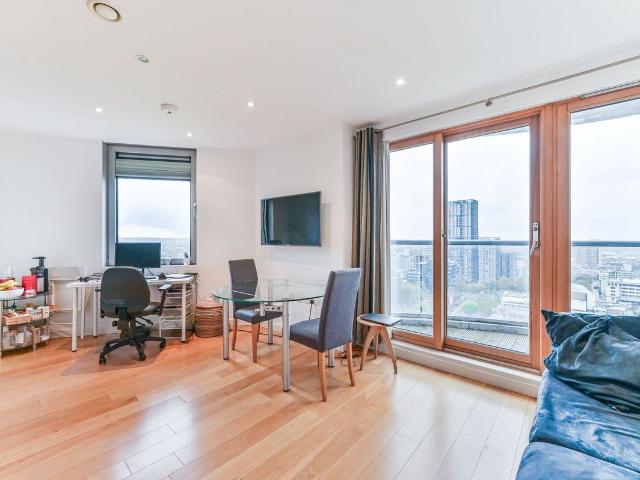Altitude Apartments, East Croydon, Croydon CR0, 1 bed flat to rent, £1,600 pcm | PrimeLocation