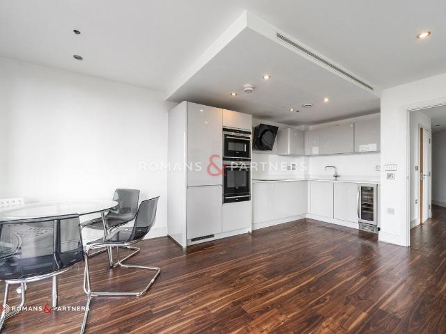 Altitude Point, Aldgate E1, 3 bed flat to rent, £5,000 pcm | PrimeLocation