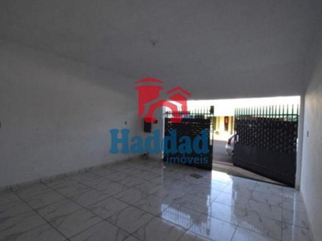 ALTO COLINAS / CASA COM UMA SUÍTE