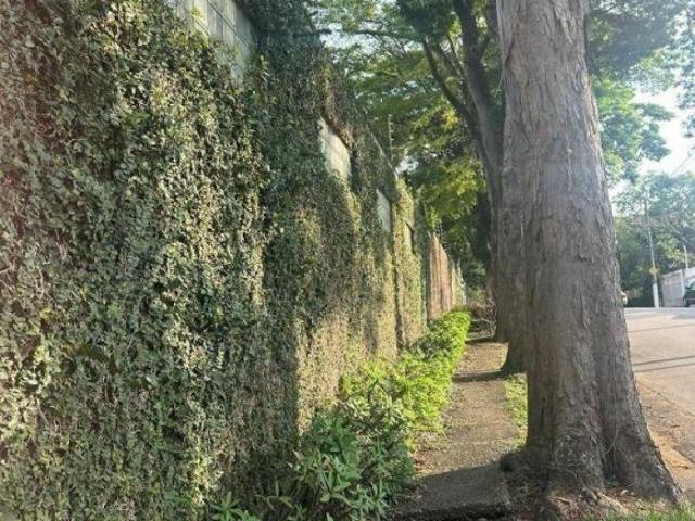 ALTO DA BOA VISTA TERRENO com 3.400M²