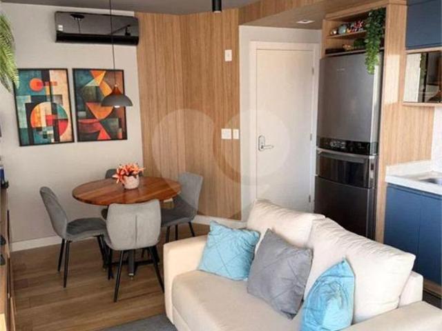 Alto da Glória Studio semimobiliado 1 vaga 38,76m²
