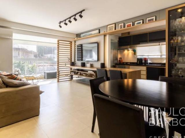 Alto de Pinheiros Venda 2 Suítes 2 Vagas 93m²