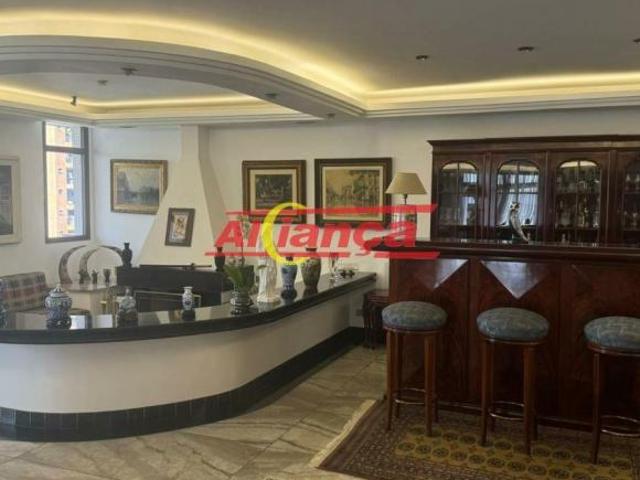 ALTO PADRÃO | 480 m² DE SOFISTICAÇÃO E EXCLUSIVIDADE NO JARDIM MAIA VILA LANZARA GUARULHOS