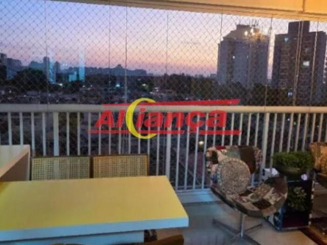 Alto padrão 107 m² com vista para a Av. Paulista, varanda gourmet e 2 vagas no Tatuapé