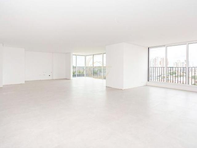 Alto Padrão 210m² 3 suítes 3 vagas São Jos
