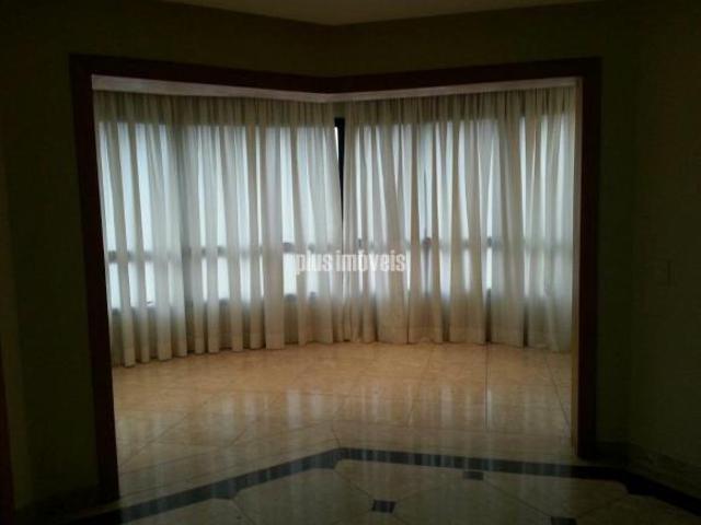 ALTO PADRÃO APARTAMENTO, COM VARANDA GOURMET, 4 VAGAS RUA ARBORIZADA