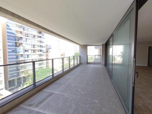 Alto Padrão Apartamento em 4 suites,7 wc e 4 vagas Higianópolis SP