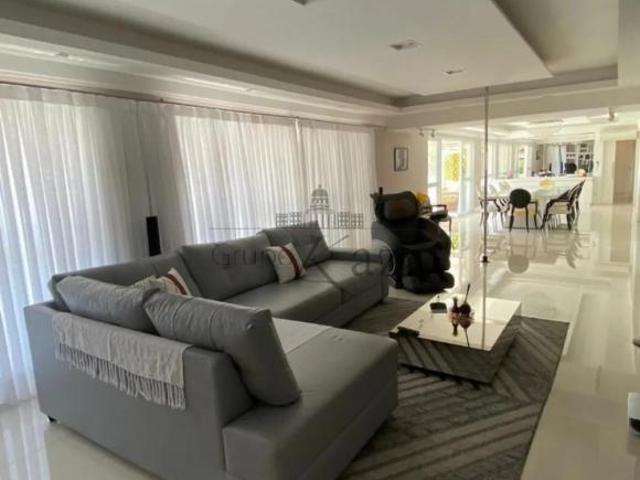 Alto Padrão com vista livre no Jardim das Industrias Residencial Splendor Blue 6 Suítes 312m²