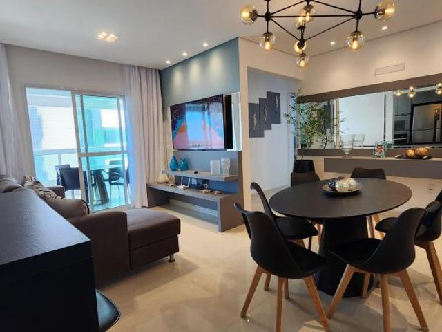 Alto Padrão Frente Mar Maracanã, 2 quartos / suíte, decorado por arquiteto