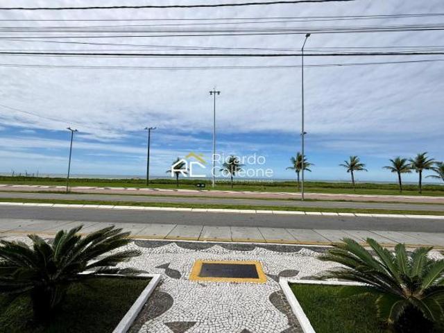 Alto Padrão FRENTE MAR no Coração de Caiobá! 4 Quartos, 2 Suítes, 175m2