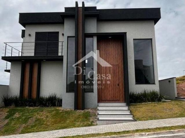 Alto Padrão no Portal Lamis: 4 Suítes, Piscina e Vista Deslumbrante