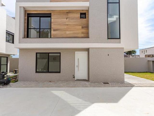 ALTO PADRAO NO BOQUEIRAO: SOBRADO NOVO COM 122M² E 41M² DE TERRACO