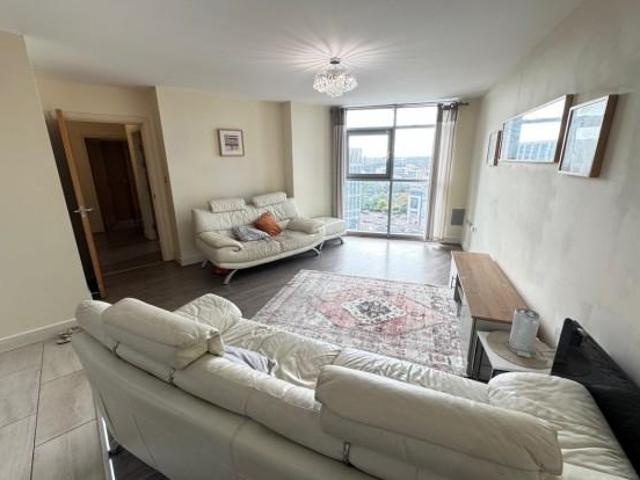 Altolusso Apartments, Cardiff CF10 2 bed house to rent £1,430 pcm £330 pw
