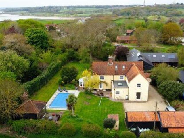 Alton Green, Lower Holbrook, 5 Bedroom Detached