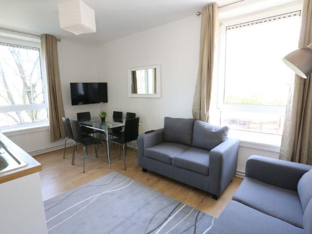 Alton House – Room 2