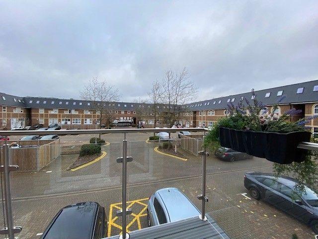 Alton Mews, Aylesbury HP19, 1 bed flat to rent, £1,080 pcm | PrimeLocation