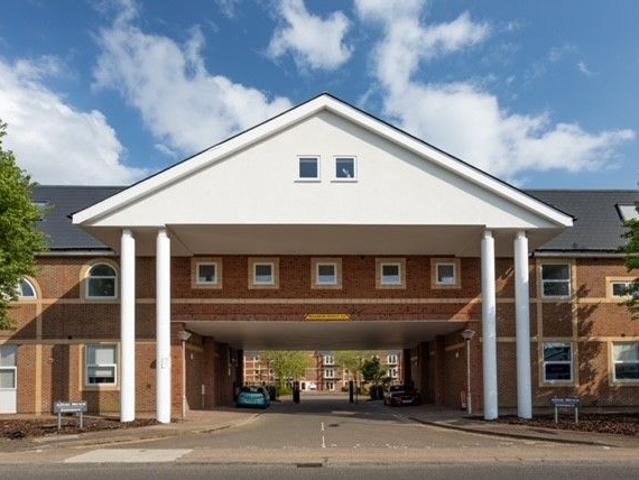 Alton Mews, Aylesbury HP19, 2 bed flat to rent, £1,275 pcm | PrimeLocation