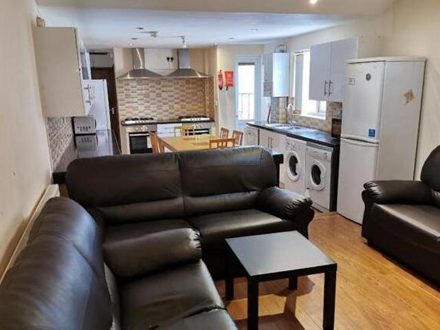 Alton Road, Birmingham, 8 Bedroom Semi detached
