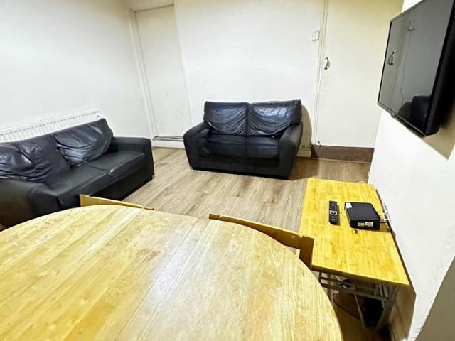 Alton Road, Birmingham B29 4 bed terraced house to rent £1,820 pcm £420 pw