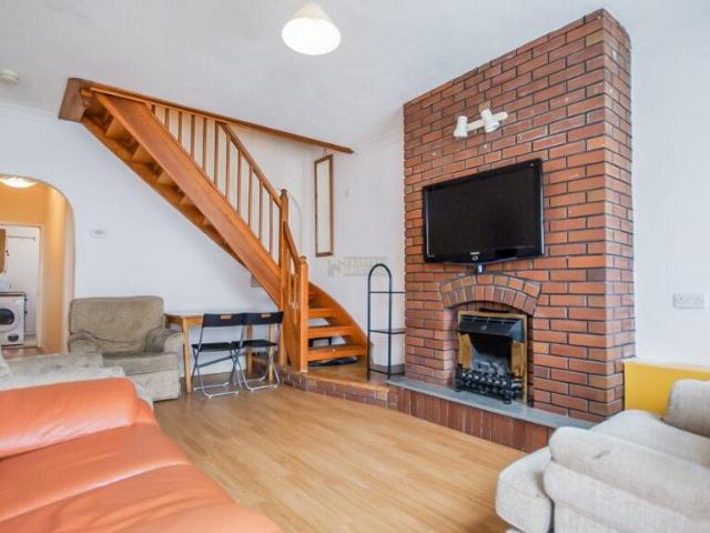 Alton Road, Birmingham B29 4 bed terraced house to rent £1,820 pcm £420 pw