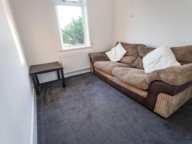 Alton Road, Bournemouth, BH10