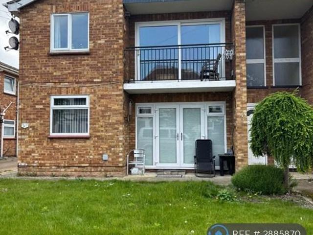 Alton Road, Clacton On Sea, CO15 2 bed flat to rent £1,150 pcm £265 pw