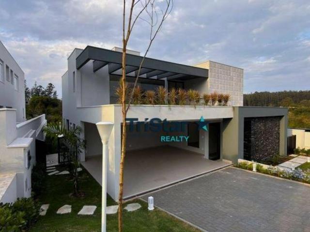 #ALTOPADRAO CA0581 IMÓVEL SUNTUOSO COM ACABAMENTO SOFISTICADO EM CONDOMÍNIO ALTO PADRAO VILLA