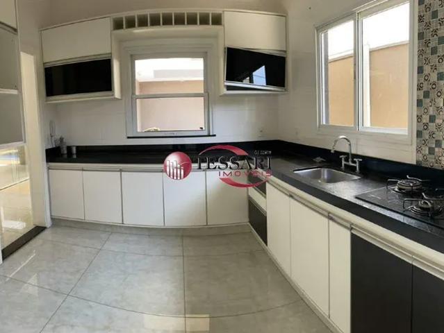 Aluga casa condomínio Gaivota II com 4 dormitórios tipo apartamento portaria 24h lazer completo regi