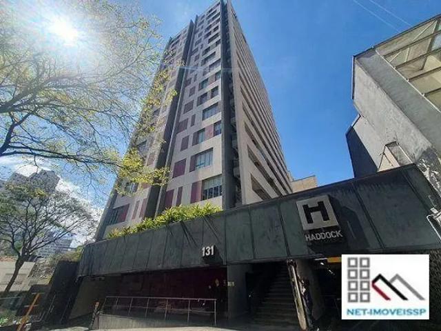 Aluga conjunto comercial 132,33m², 2 banheiros, 6 vagas. A 400 metros da estação consolação